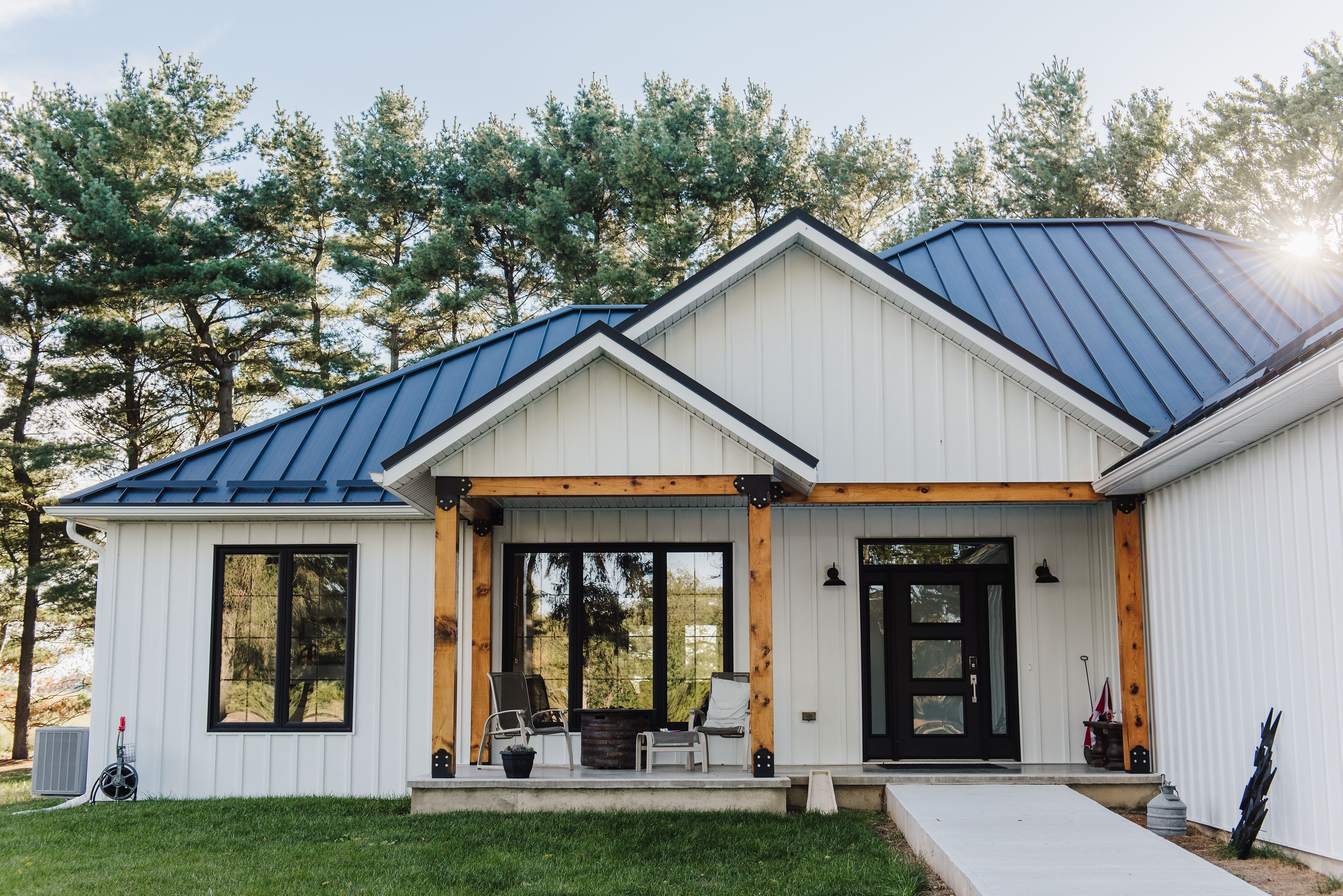 Metal Roofing, Siding & Cladding Products | Country Towne Canada